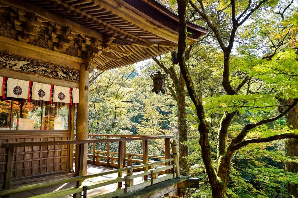 Mastering Japanese Work Culture: A Comprehensive Guide - Cultured Wanderer